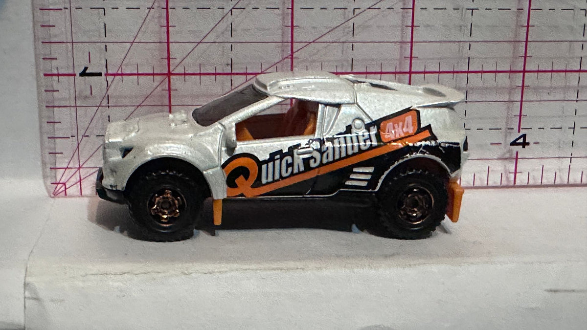 White Quick Sander 4x4 MB767 2008 Matchbox Diecast Car – GwynnSportscards